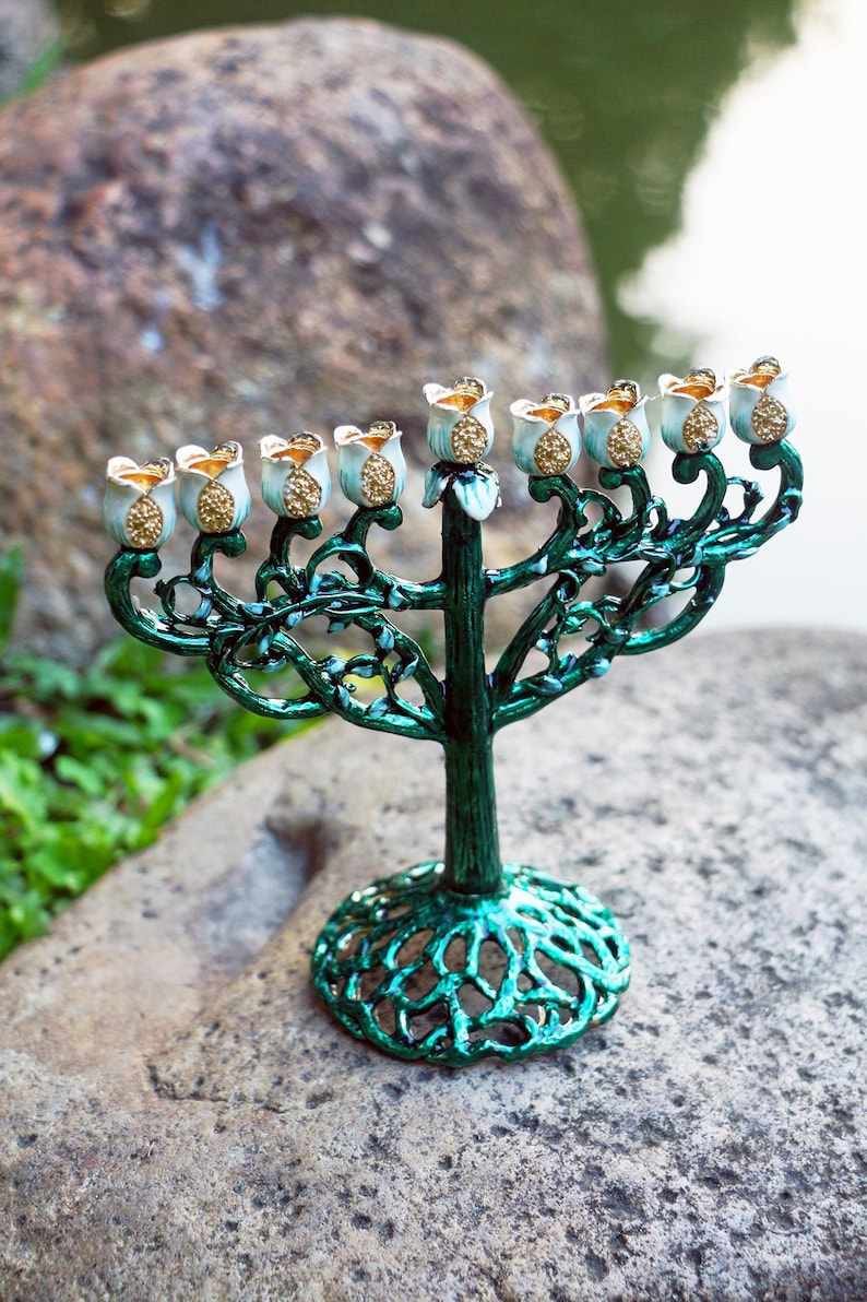 Green Live Menorah | Hanukkah Jewish Candle Holder | 9-branched ...