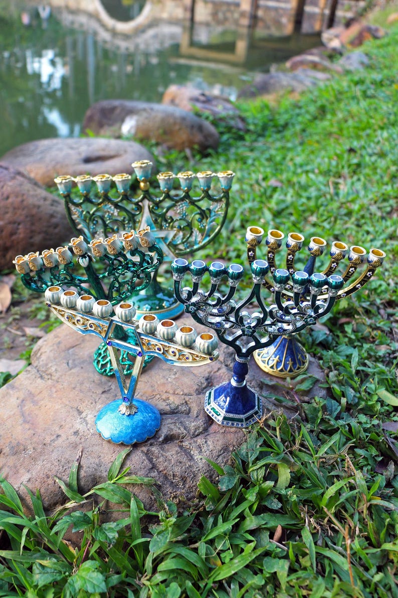 Green Live Menorah | Hanukkah Jewish Candle Holder | 9-branched ...