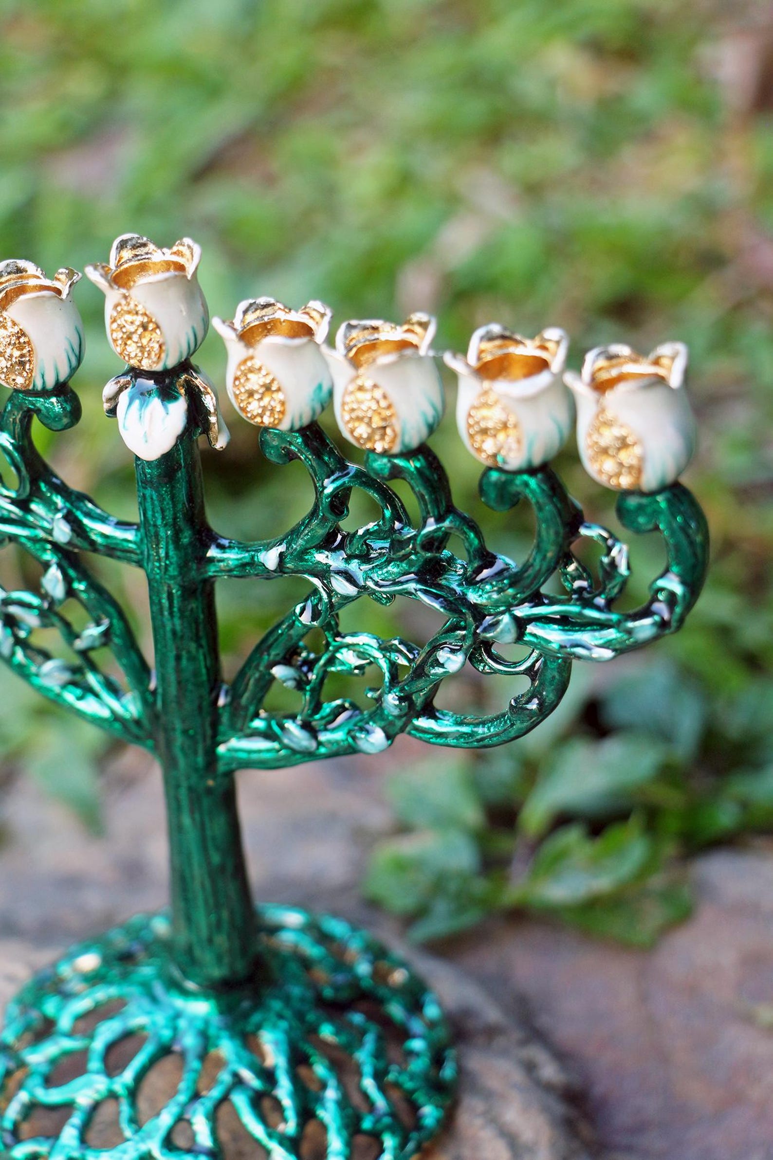 Green Live Menorah | Hanukkah Jewish Candle Holder | 9-branched ...