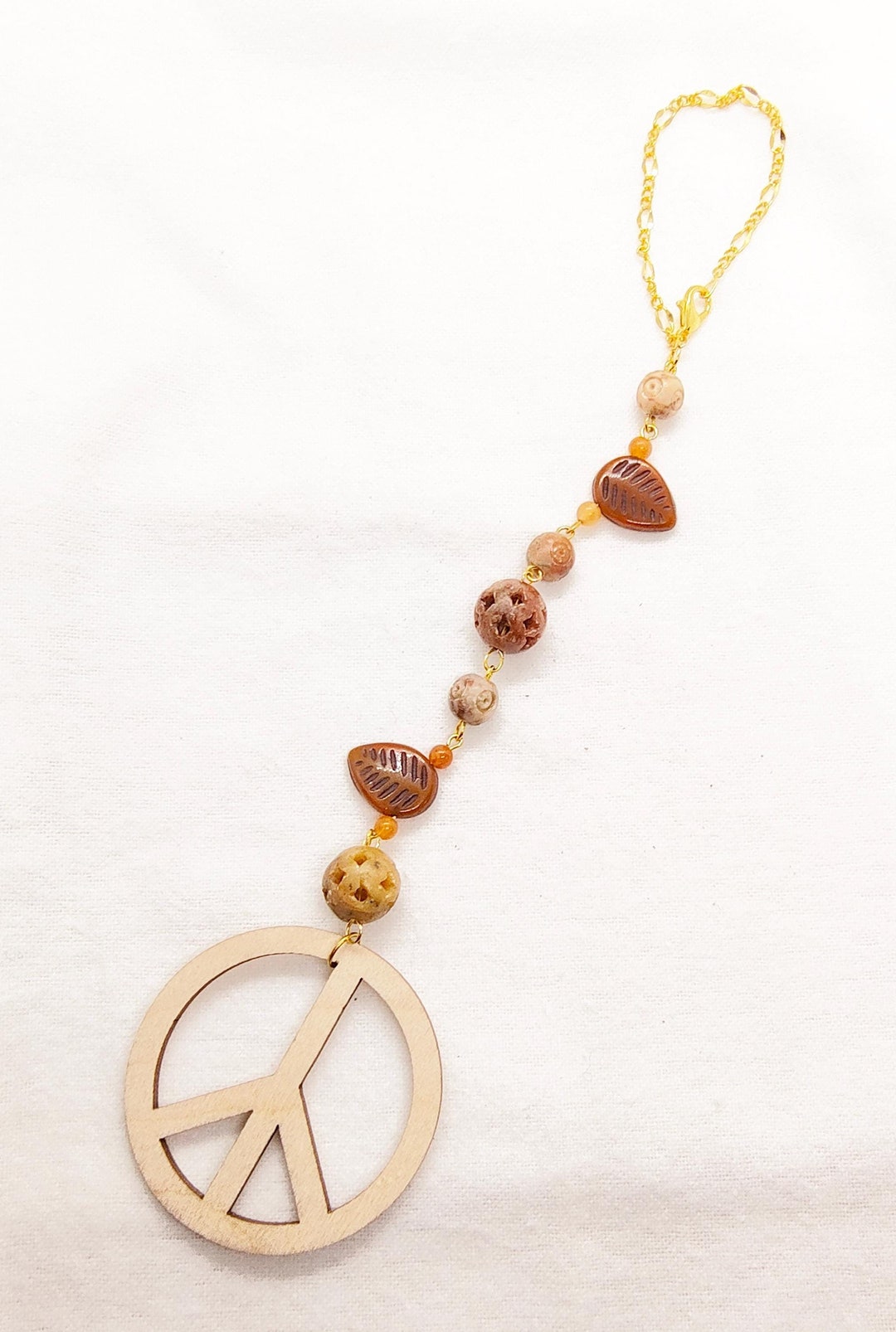 Rückspiegel Auto Anhänger - Peace Zeichen aus Holz & geschnitzter ...