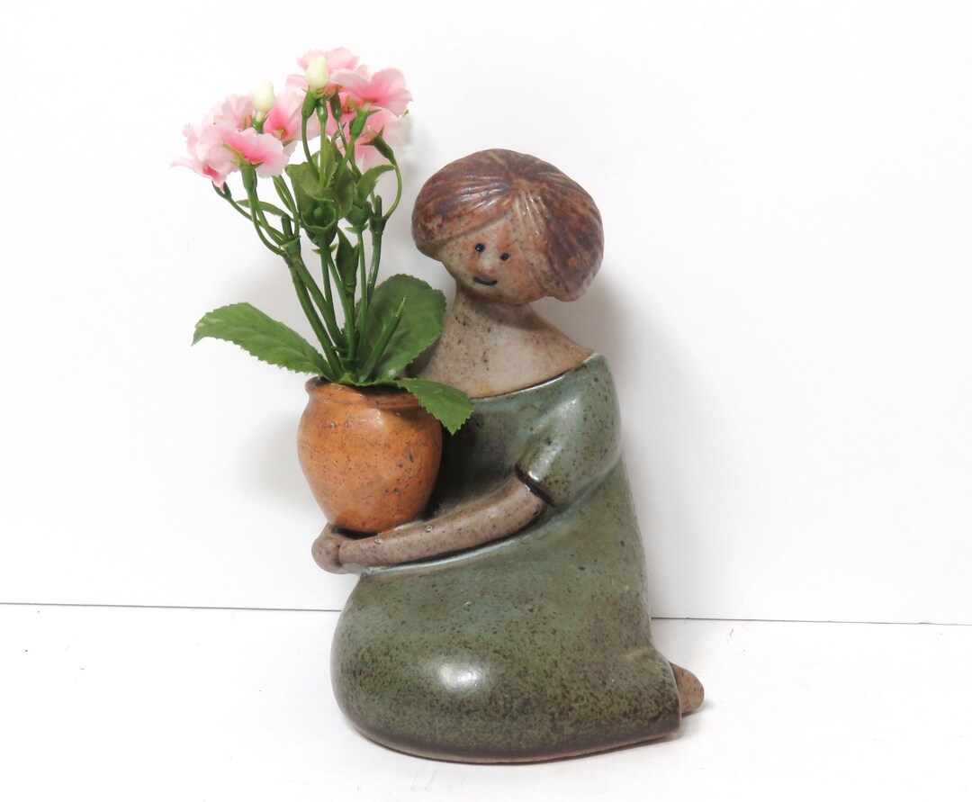 Vintage Stoneware Lady With Jar Vase/ UCTCI Vintage Pottery Seated Girl ...