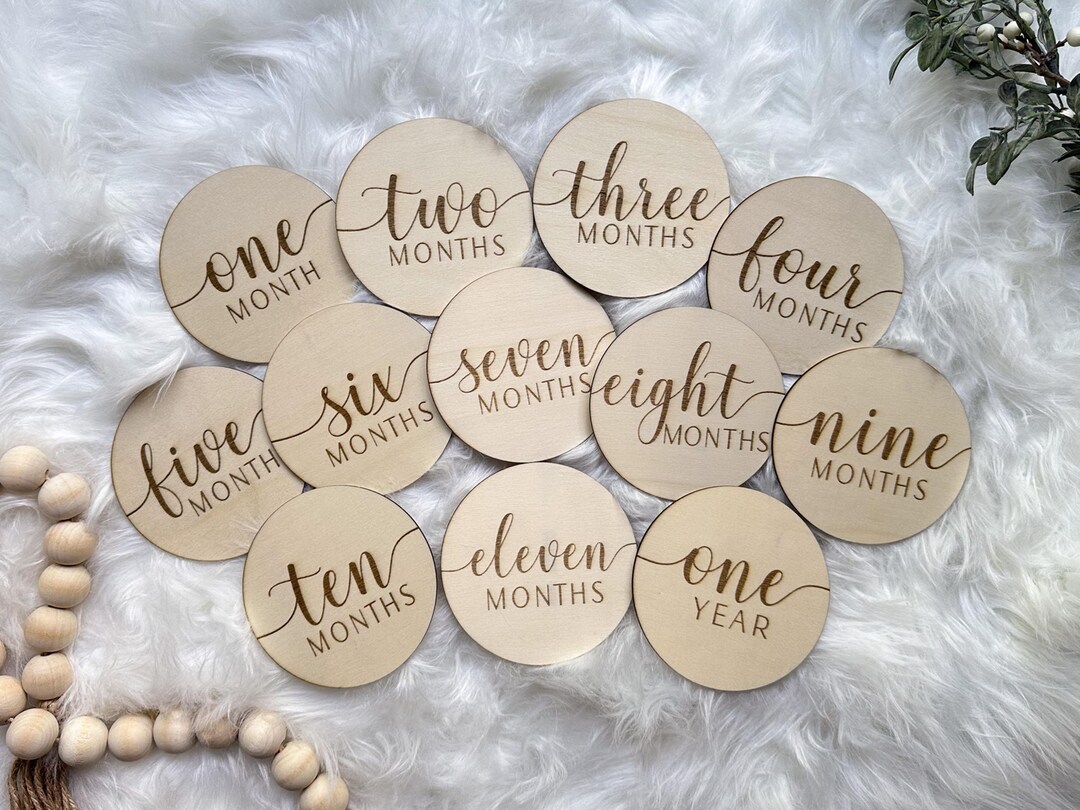 Wooden Baby Milestone Cards, Laser Engraved Monthly Photo Props - Etsy