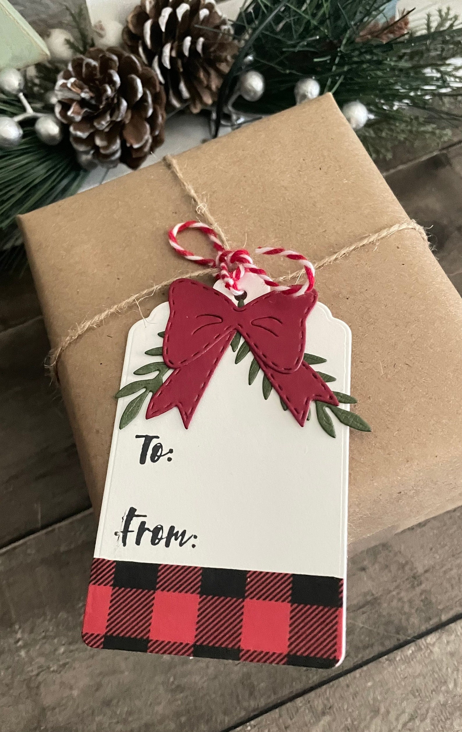 Christmas Gift Tags, Red Buffalo Plaid, Bow & Leaves, Set of 6 - Etsy