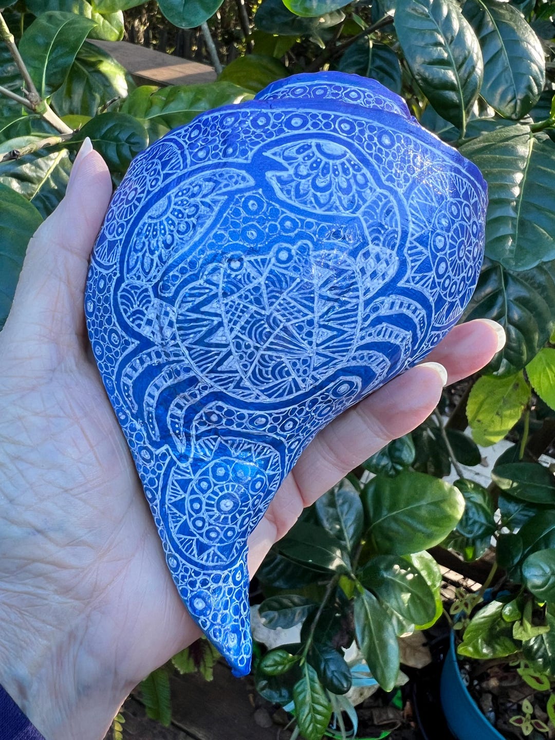 Hand Painted Channel Whelk Shell 8” - Crabs - Etsy