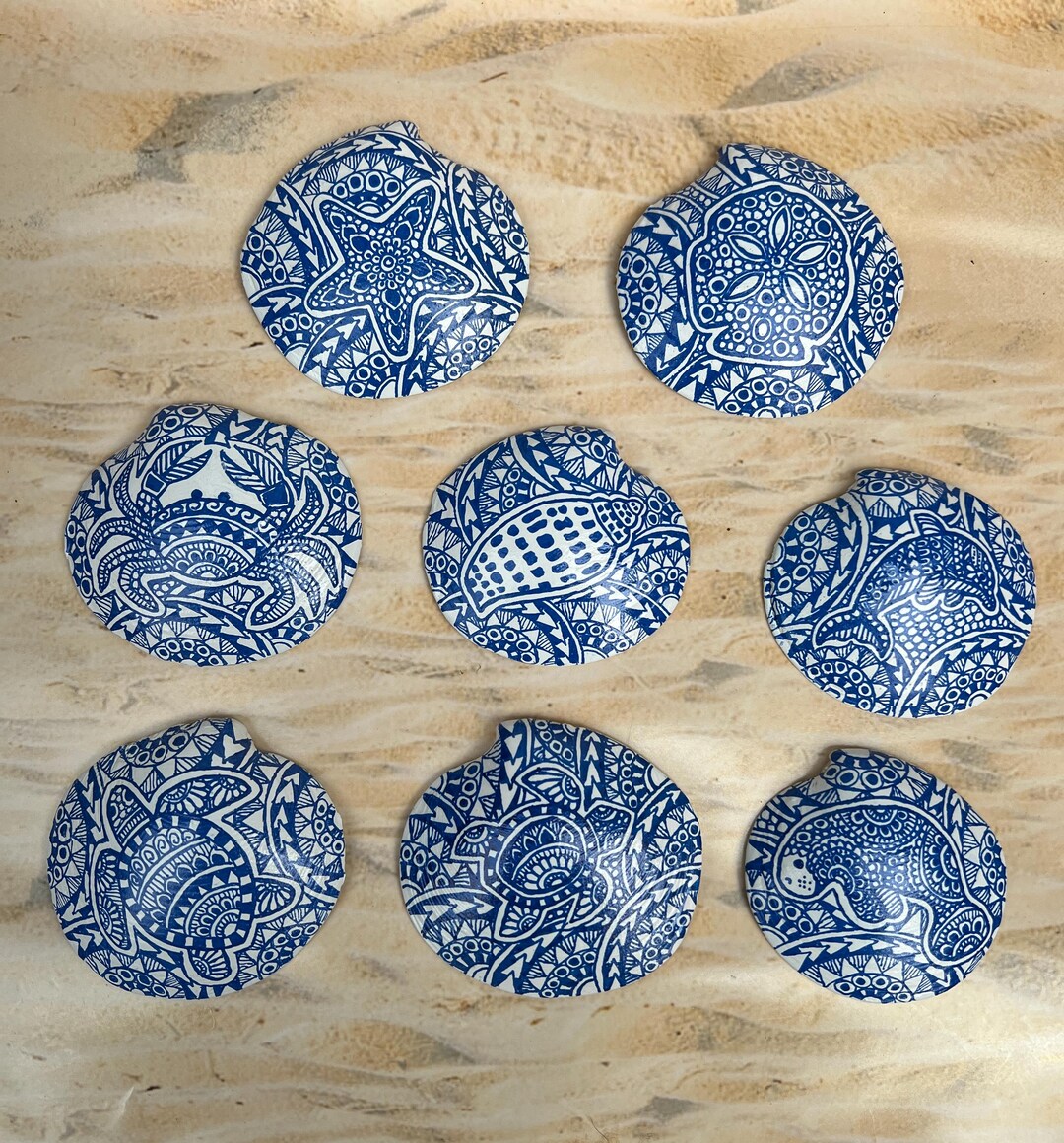Set of 8 Hand Painted Dosinia Shells - Etsy