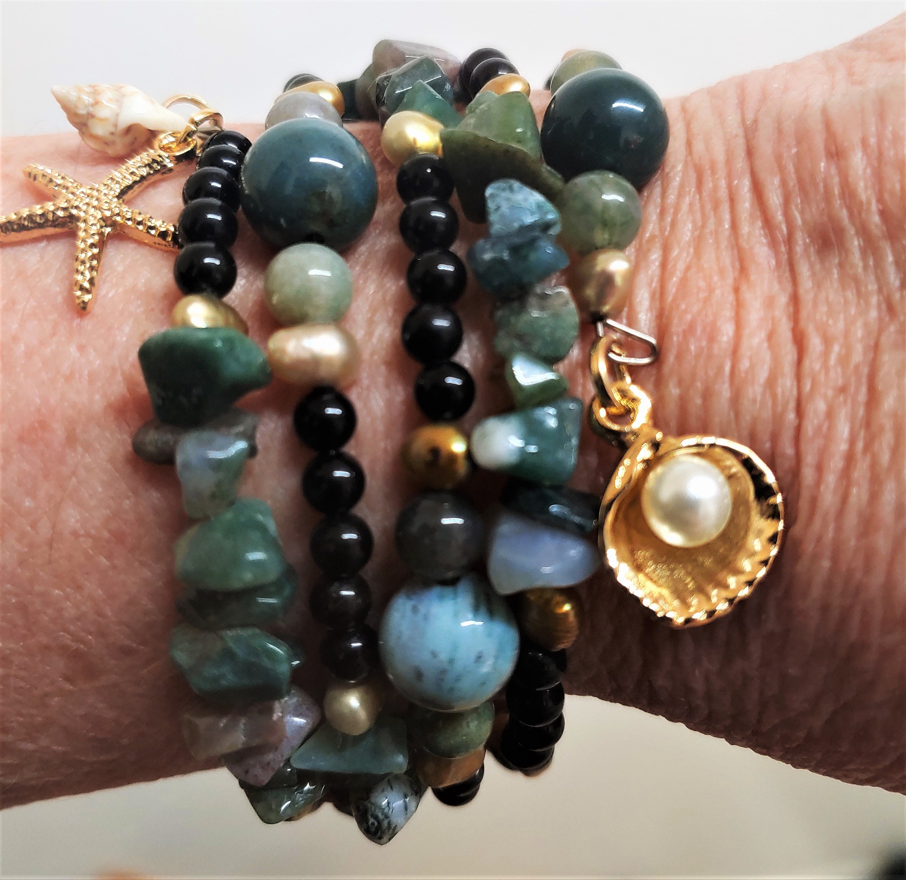 Seashell Charm Bracelet/sea Sun Sand Surf Memory Wire Bracelet/beach ...