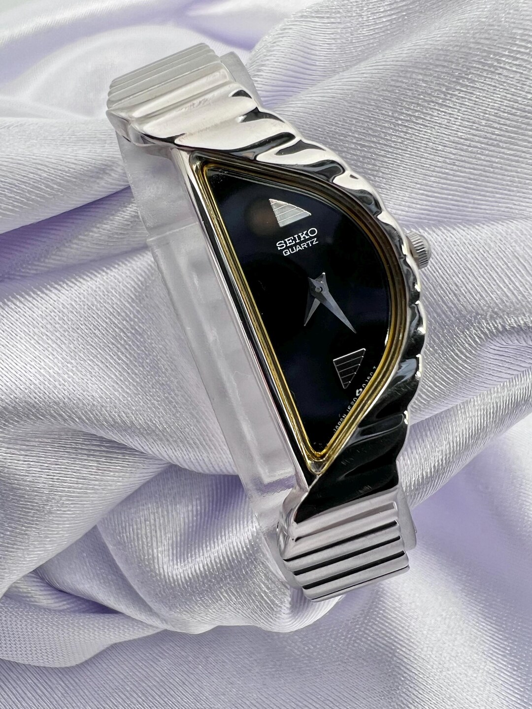 Vintage Rare Womens Silver Seiko Half Moon Crescent Dainty Classy Watch ...