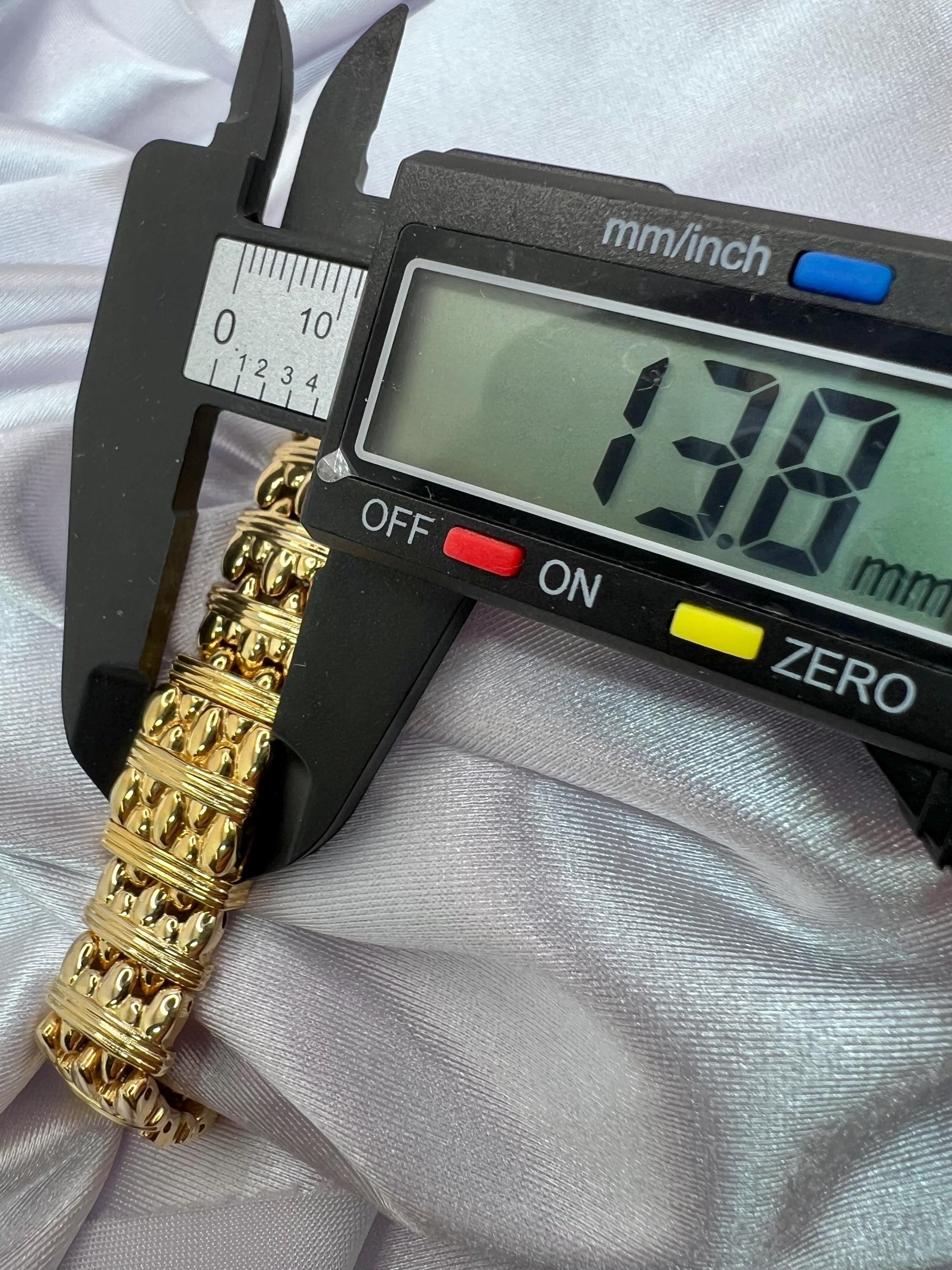 Vintage Women’s Dainty, Peek-a-boo, Citizen Elegance Gold Tone Watch ...