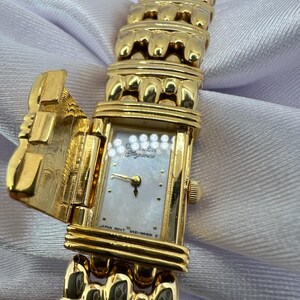 Vintage Women’s Dainty, Peek-a-boo, Citizen Elegance Gold Tone Watch ...