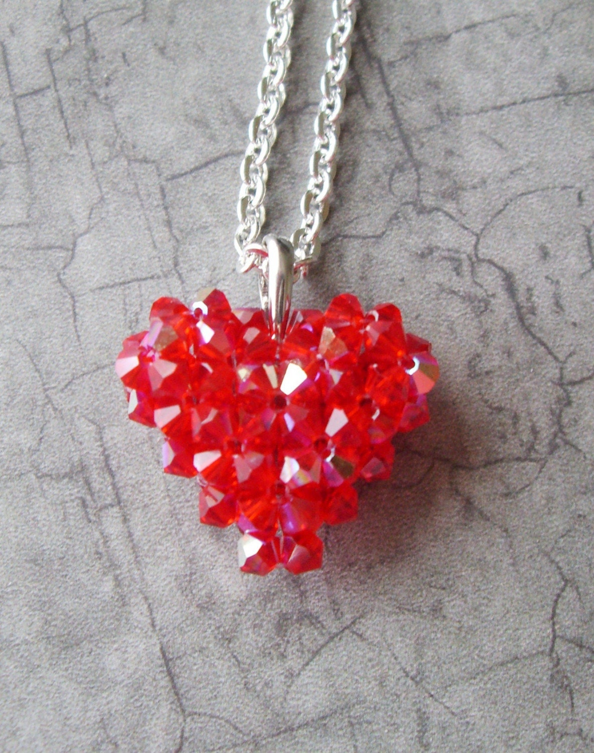 Corazón hinchado de cristal de color rojo brillante - Etsy España
