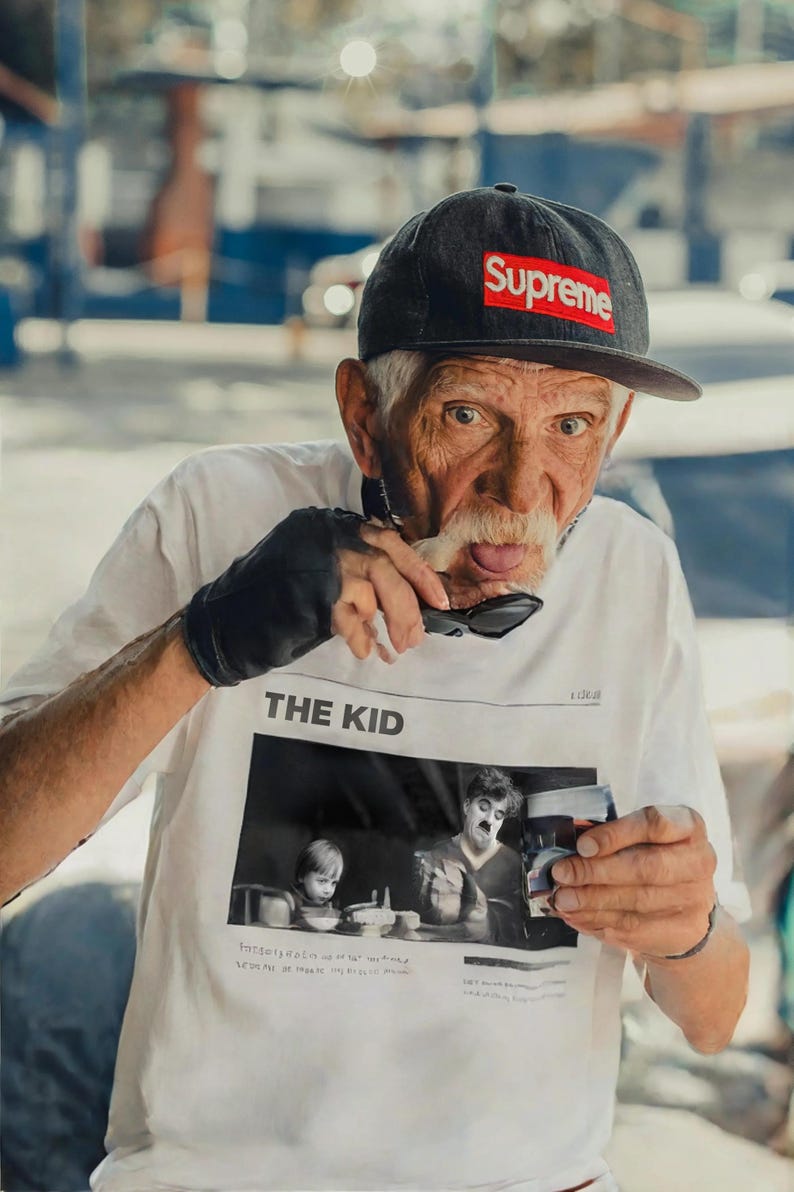 The Kid T-shirt 1921 - Charlie Chaplin Minimalist Retro Tee - Silent ...