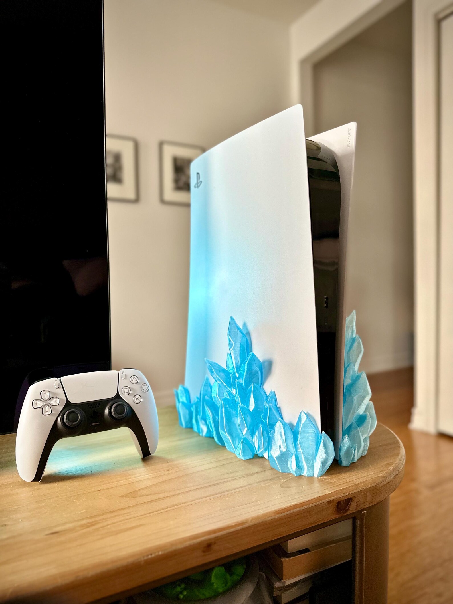 Crystal Cluster Console Dock and Stand Compatible With Playstation - Etsy