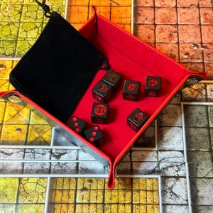 Special Dice Set - for Use With Heroquest - Combat & Movement, With Bag ...
