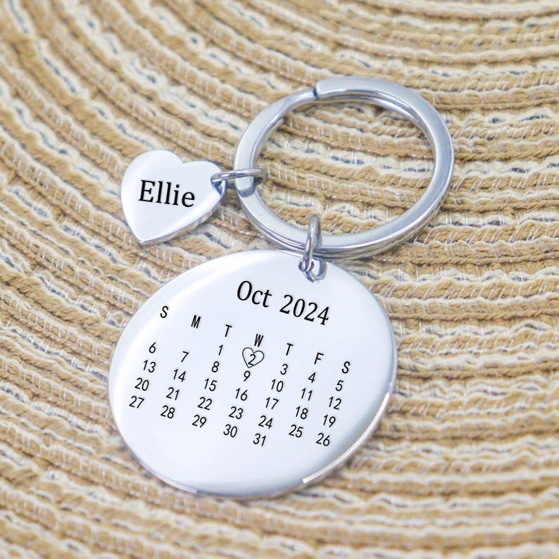 Custom Calendar Keychain,couple Keychain,wedding Date Keychain,anniversary Gift,significant Date ...