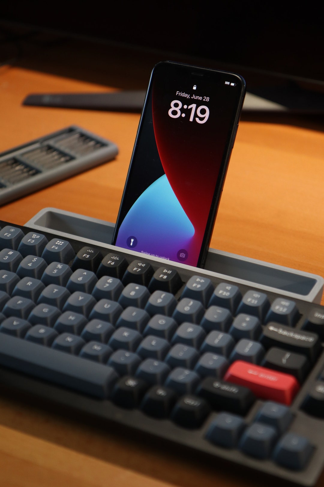 Keychron V1 Phone Tablet Holder - Etsy