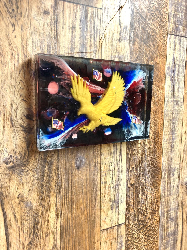 Patriot American Flag & Gold Eagle Wall Plaque Set in Resin Red,white ...