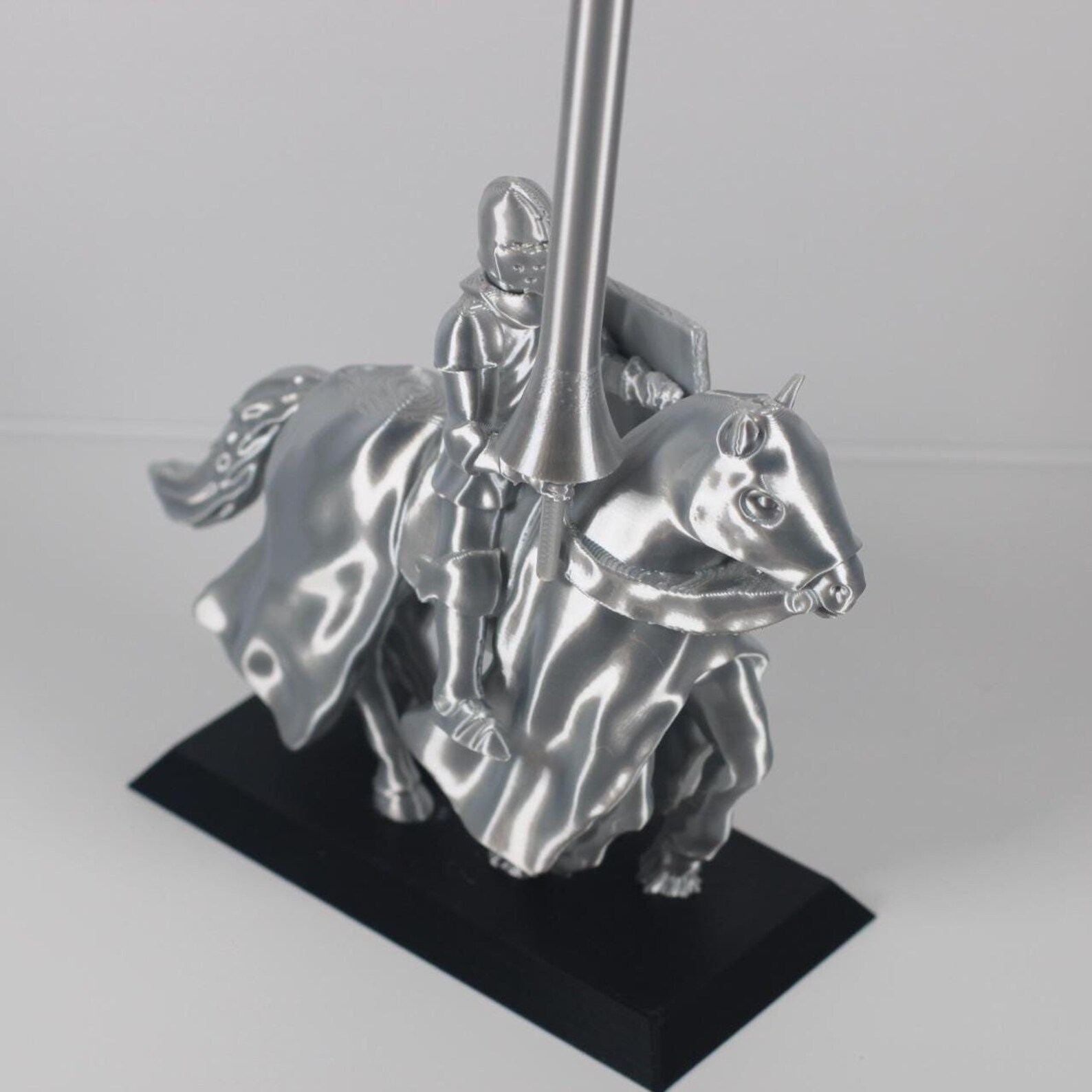 Medieval Knight Pen Holder With Rolling Ball Pen Lance 0.7 Mm Black Ink ...