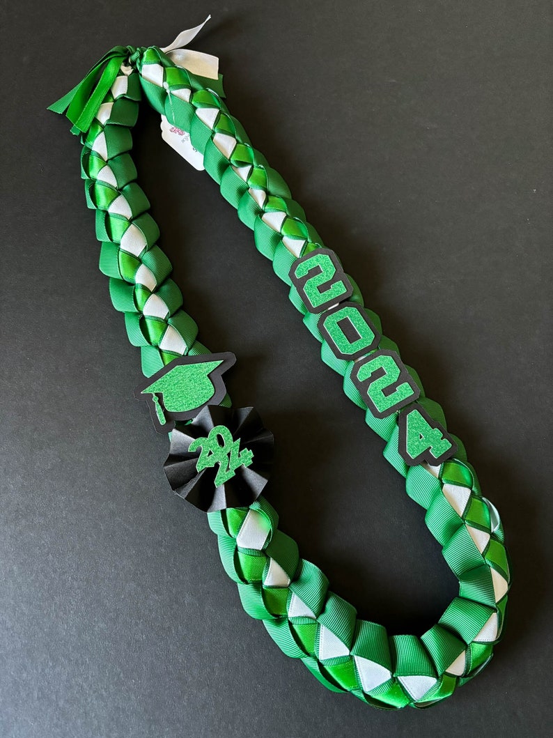 2024 Green Graduation Lei - Etsy