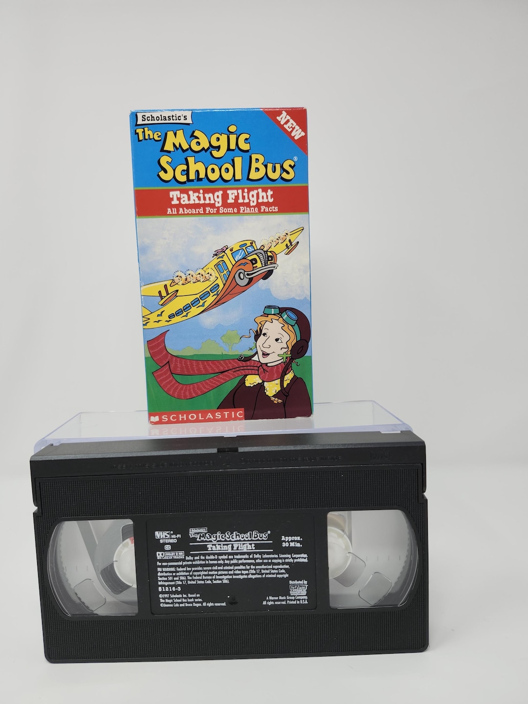 The Magic School Bus Taking Flight VHS | Scholastic | Educational VHS ...