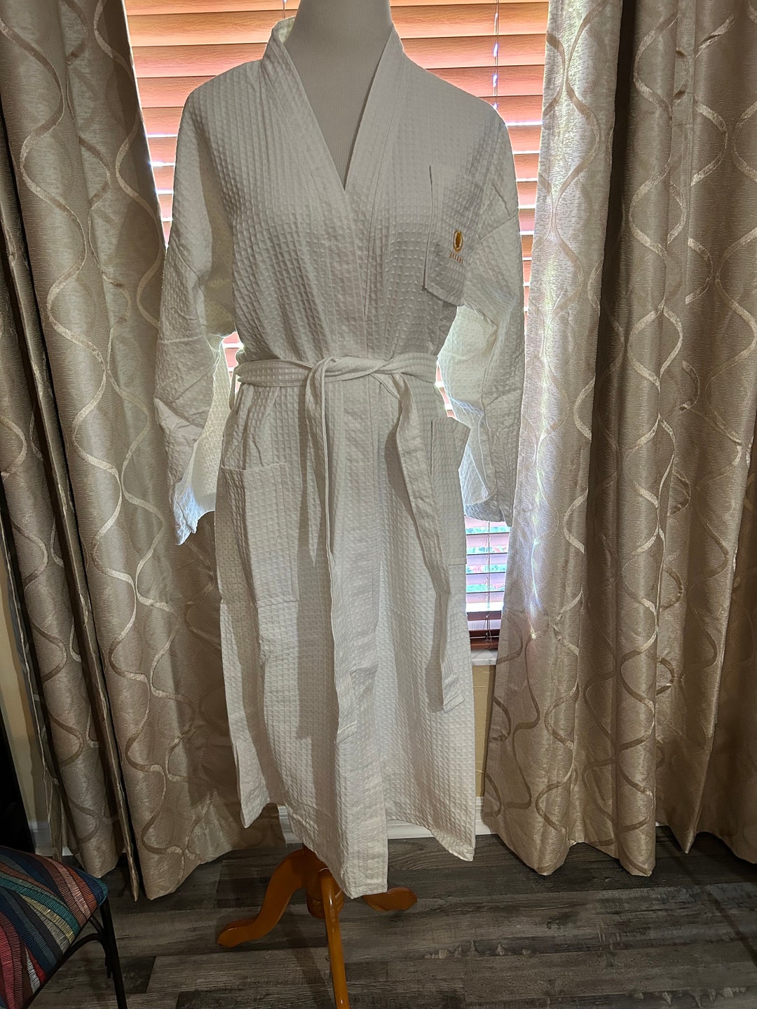 Caesar's Robe, in Excellent Condition, Made of Cotton. - Etsy