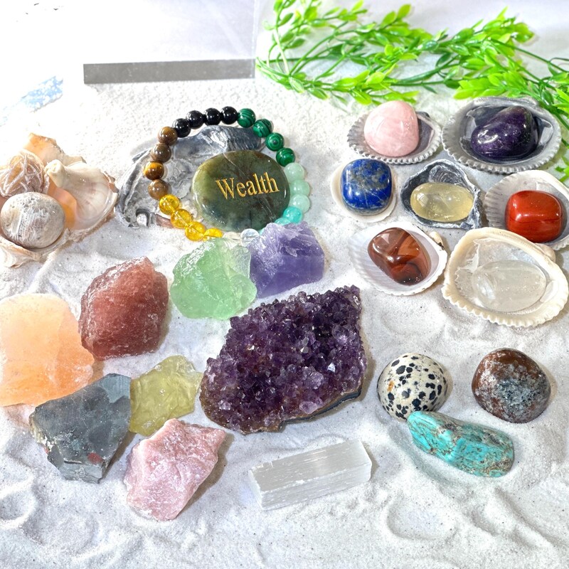 Crystal Gifts - 60+ Gift Ideas for 2024