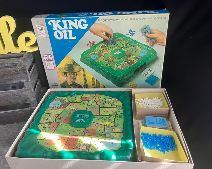 KING OIL 1974 Board Game Made in USA. All Playing Components Are ...