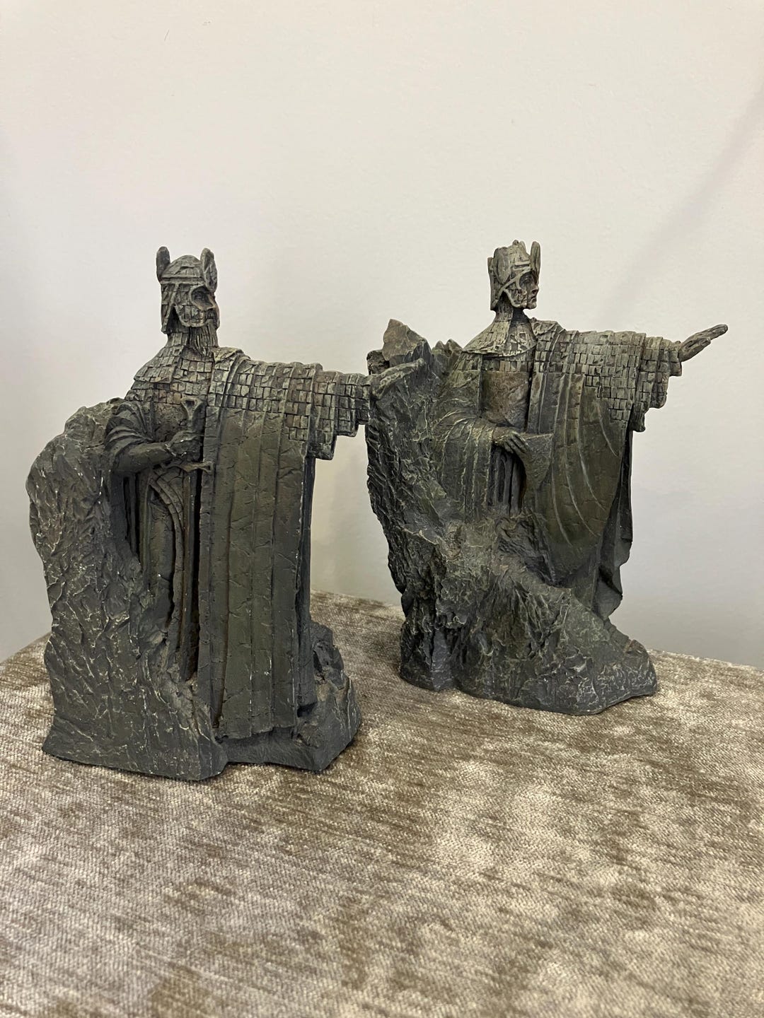Weta the Argonath Sideshow Figurine Statues 2002 the Lord of the Rings ...