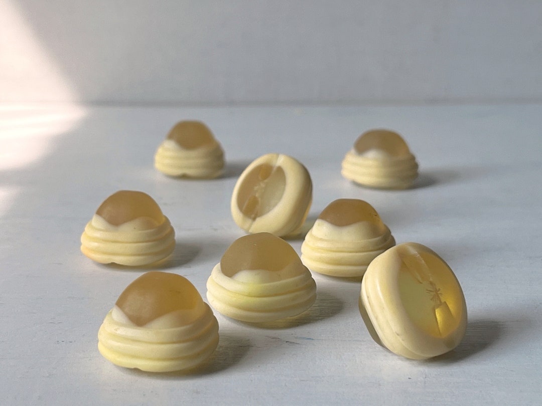 8 Vintage 1940's Lucite Ivory Yellow Dome Pyramid Old Plastic Buttons ...