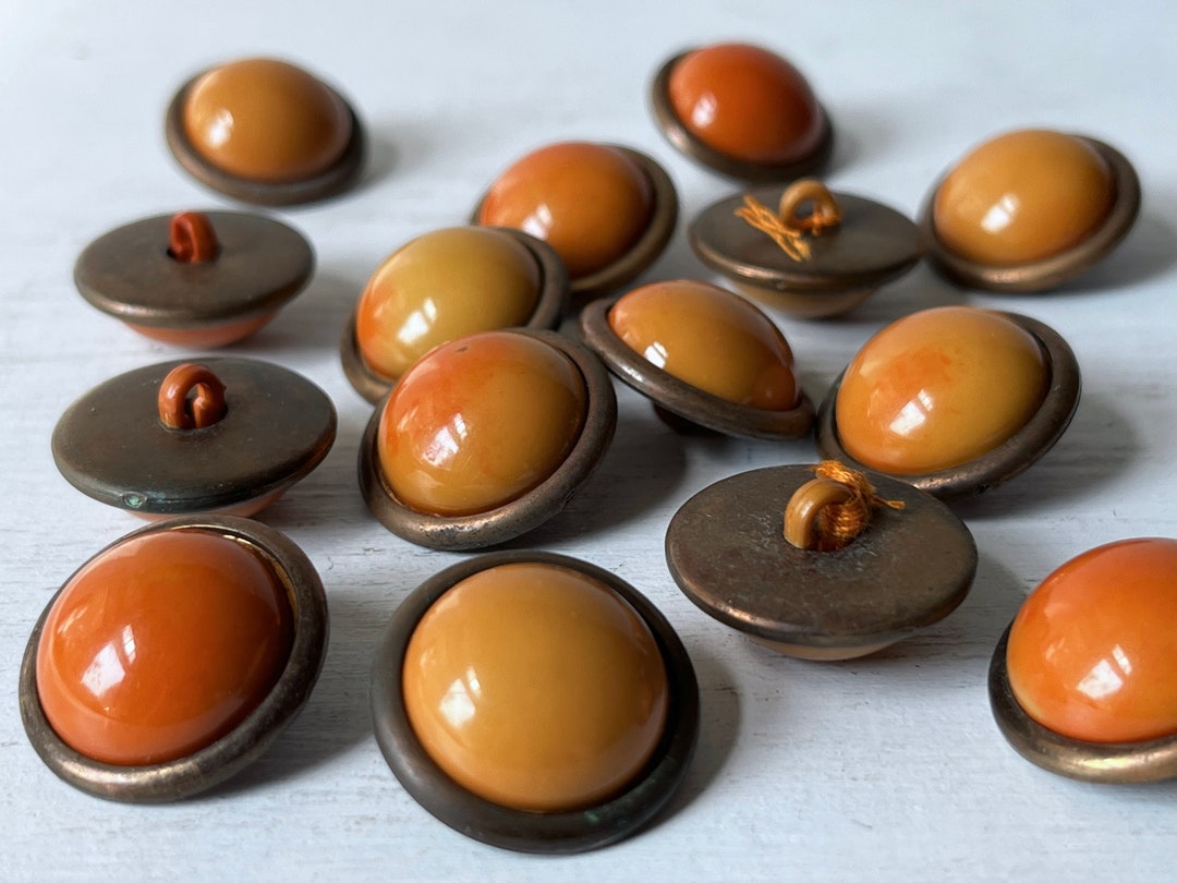 15 Unusual Vintage Round Plastic Shank Buttons Pumpkin Squash Warm ...