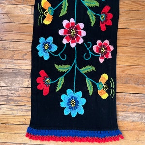Vintage 52x24 Passion Floral Scatter Rug Hand Embroidered Wool Colorful ...