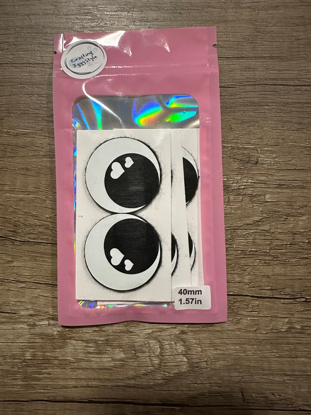 40mm (1.57in) B/W Circular Felt Eyes With Heart Highlights, Simple ...