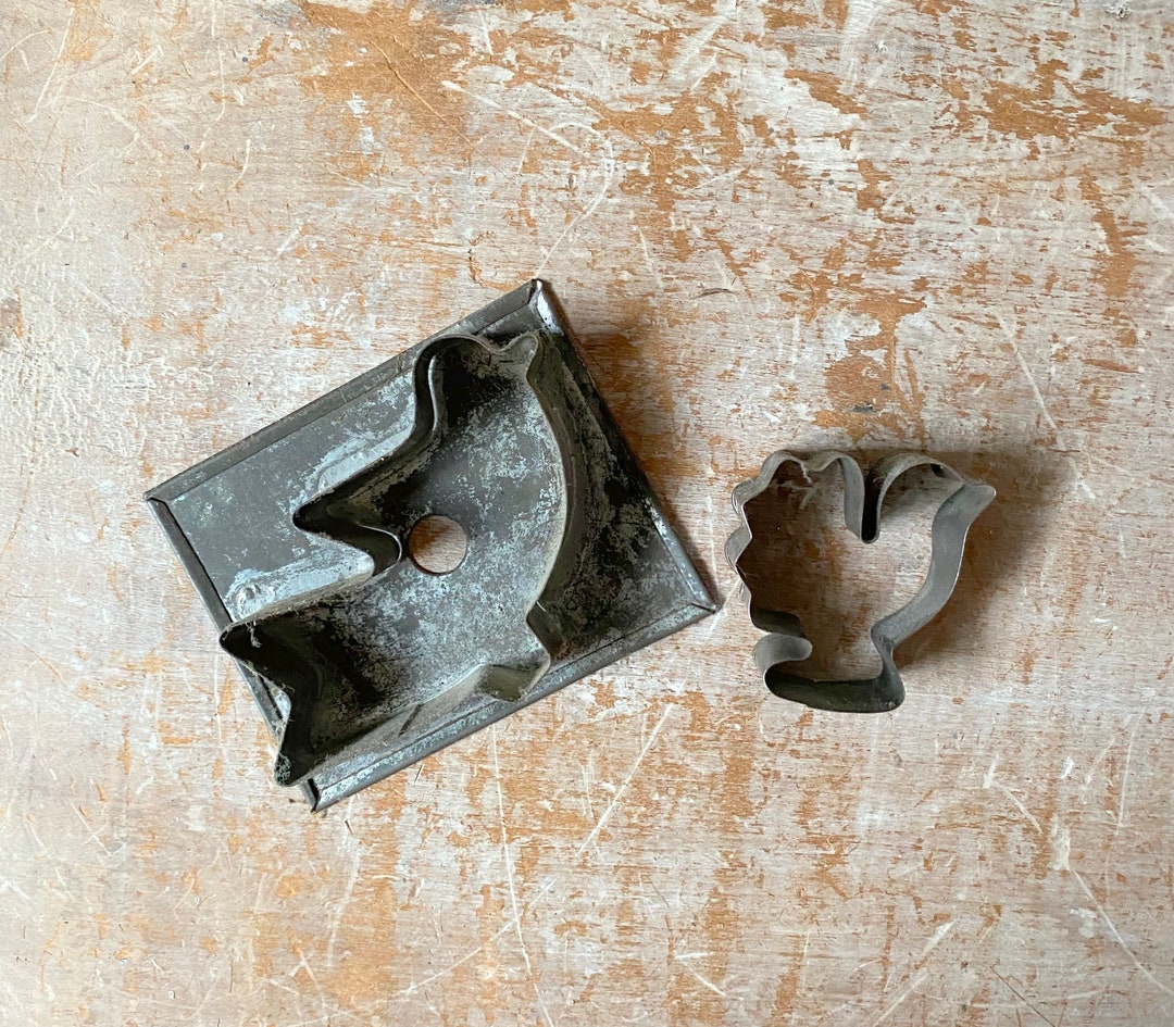 Pair of Vintage Bird Cookie Cutters Handmade Tin Cookie - Etsy