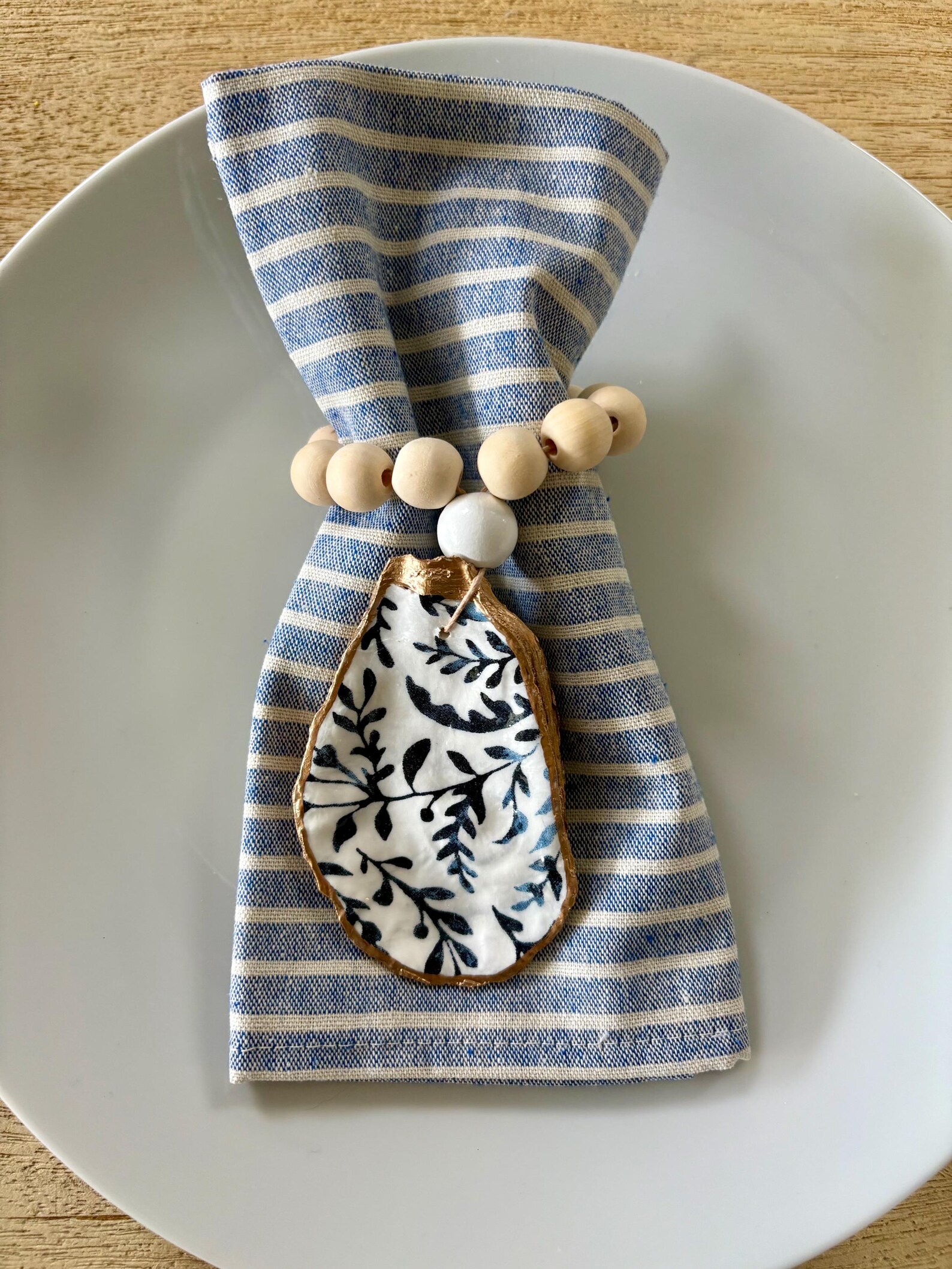 Serena & Lily Inspired Oyster Shell Wine Bottle Charm, Ornament, Napkin ...