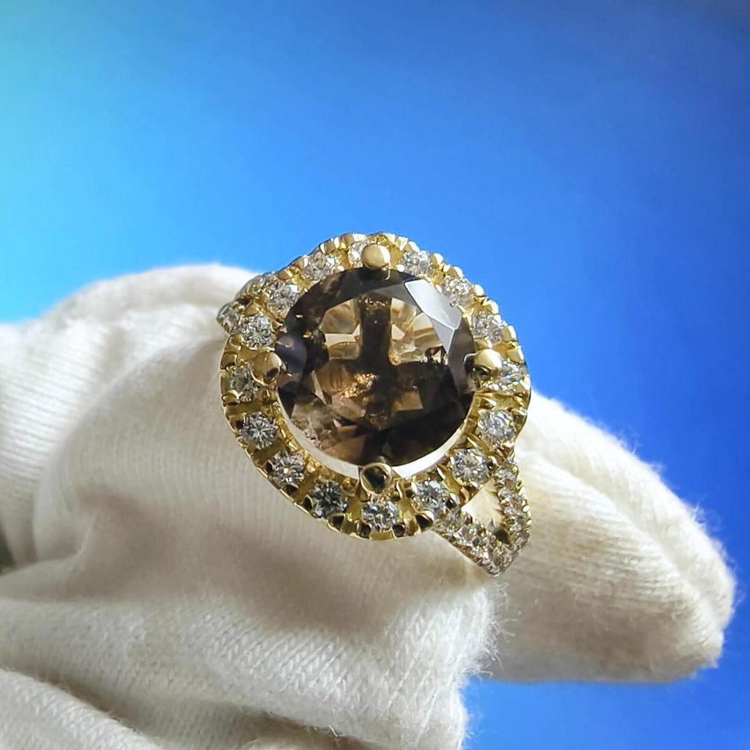 3ct Round Brilliant Cut Chocolate VVS1 Diamond Solitaire Halo ...