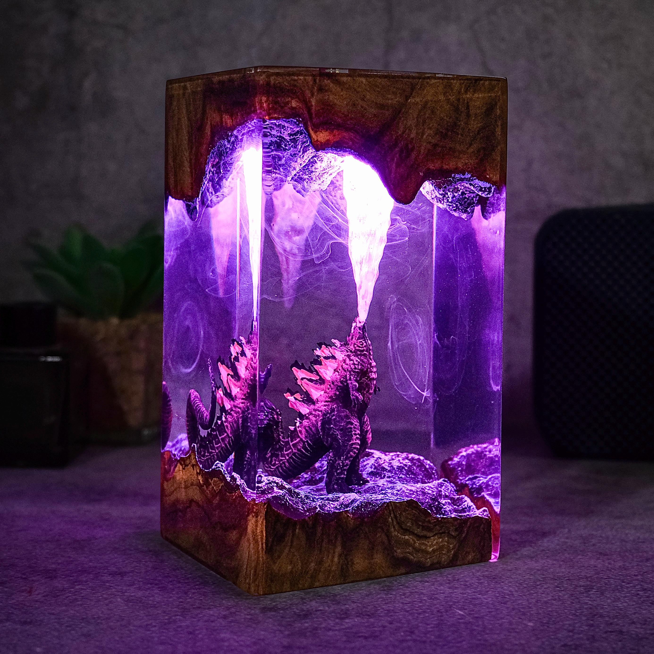 Godzilla Resin Art Lamp, Handmade Decor Gift, Custom Resin Art Lamp ...