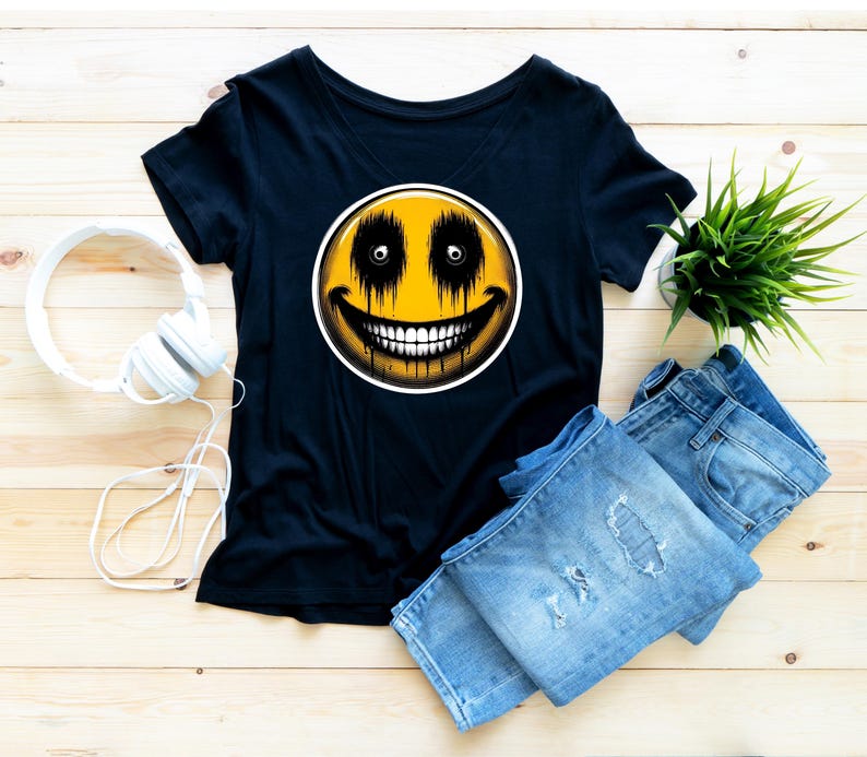 Creepy Smiley Face PNG: Retro Graphic, T-shirt Design (digital Download ...