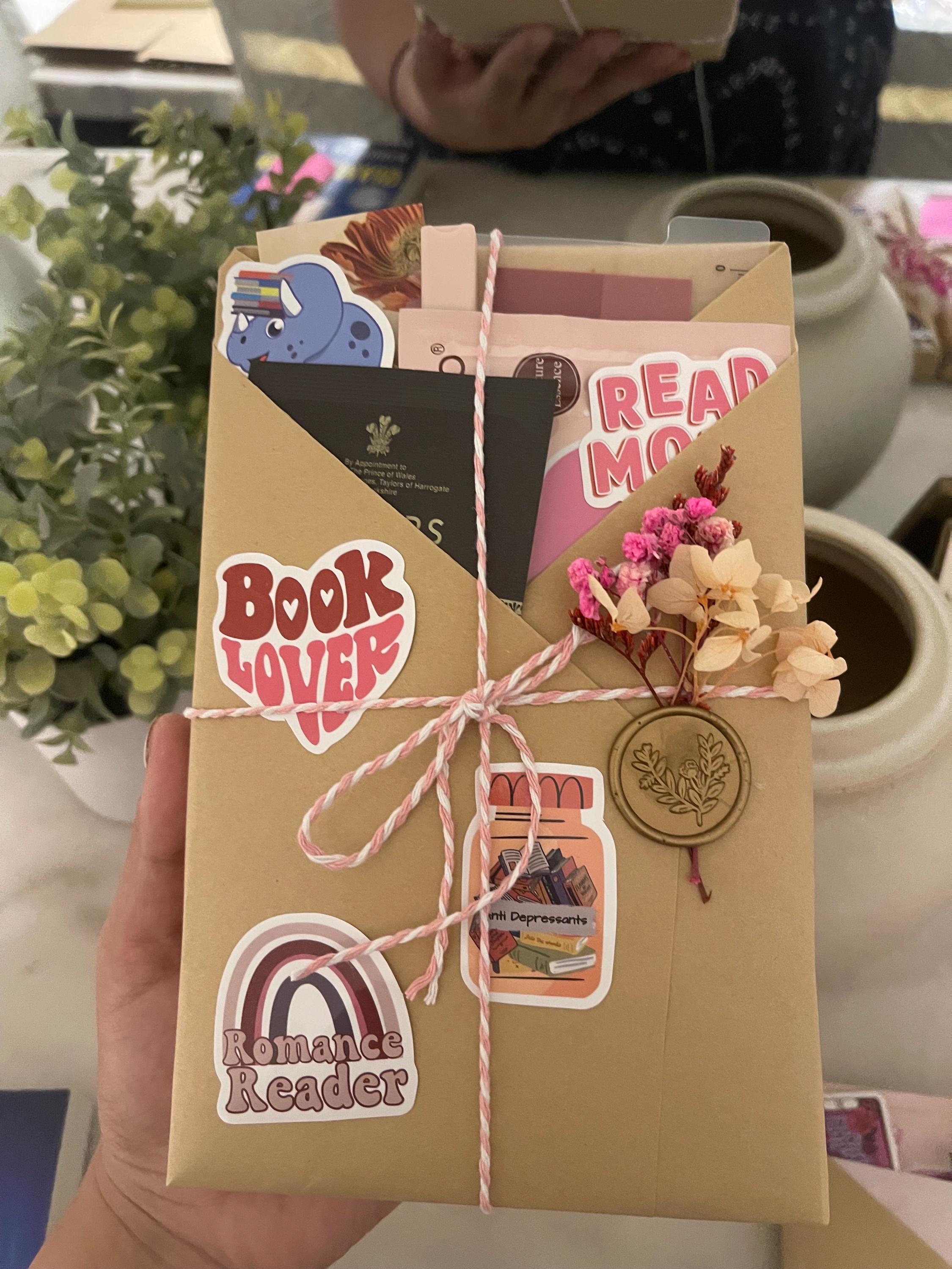 Blind Dates With a Book - Etsy