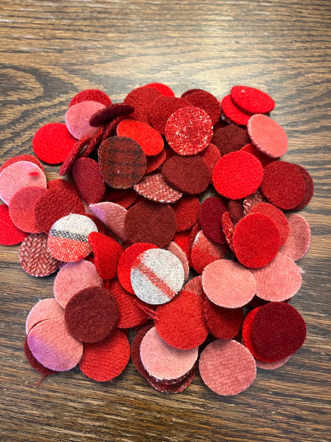 New Wool Pennies Red Mix / 1 Inch / 100pcs / Pre-cut / Applique/penny ...