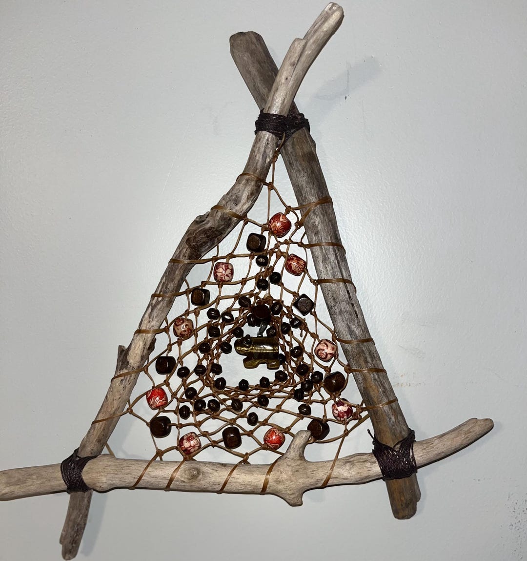 Apex’s Habitat - Tepee-style Dreamcatcher - Etsy