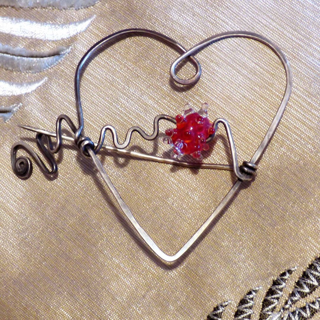 Large Hand Wrought Hammered Continuous Line Sterling Silver Heart Pin ...