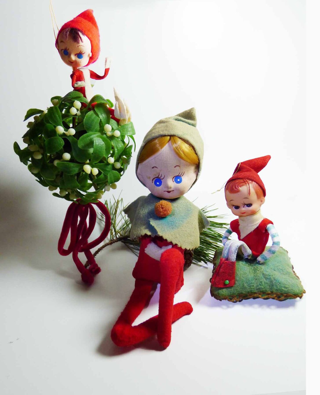 3 Vintage Midc Christmas Knee Huggers W/ Mistletoe Kissing Ball Pixie ...