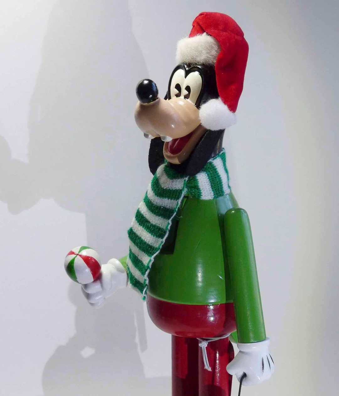 Holiday Cheer GOOFY Holding Lollipop and Wood Ornaments Vintage 1990s ...