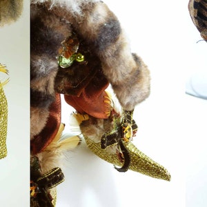 VINTAGE Mark Roberts Christmas Pheasant Feather Opulent Brocade Santa ...