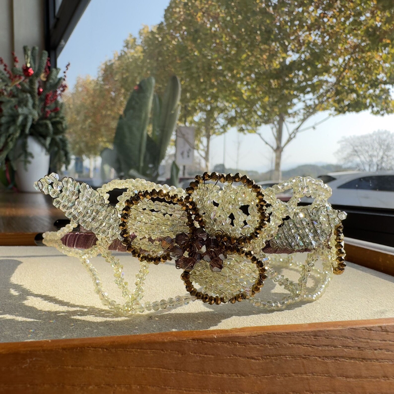 French Niche Design Crystal Handmade Beaded Headband Sweet Temperament ...