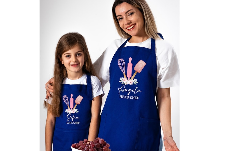 Mommy and Me Aprons, Mama Head Chef, Custom Apron Set for Mom, Mother ...