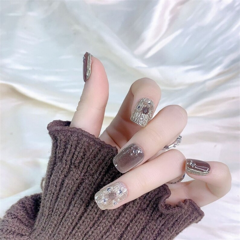 Handmade Wearable Nails, Nail Art Pieces, Handcrafted, Luxury Feel ...