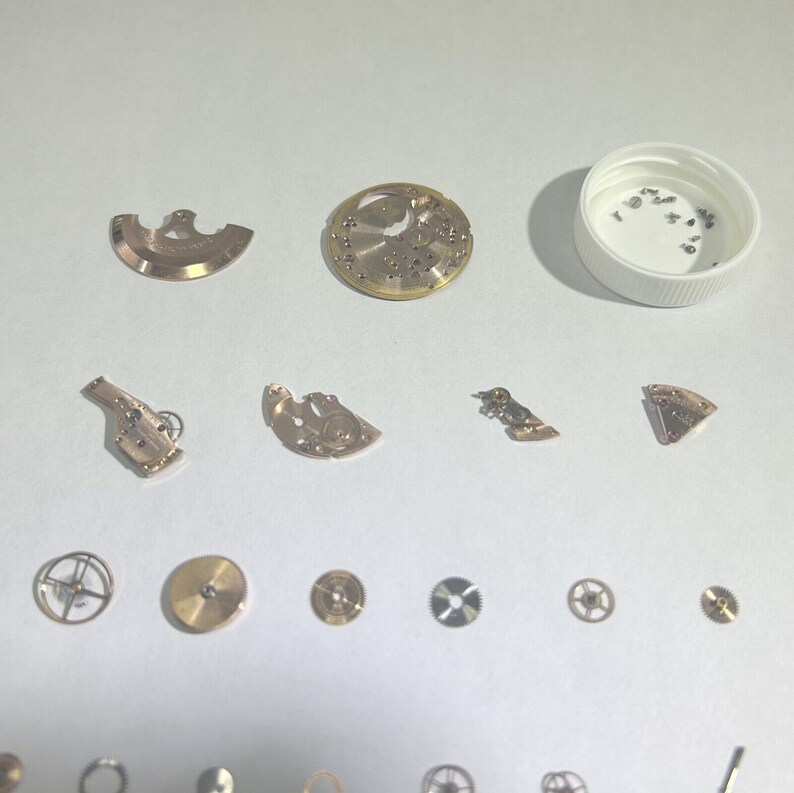 Omega 551 Watch Parts Movement Balance Fork Wheels Springs Bridge 550 ...