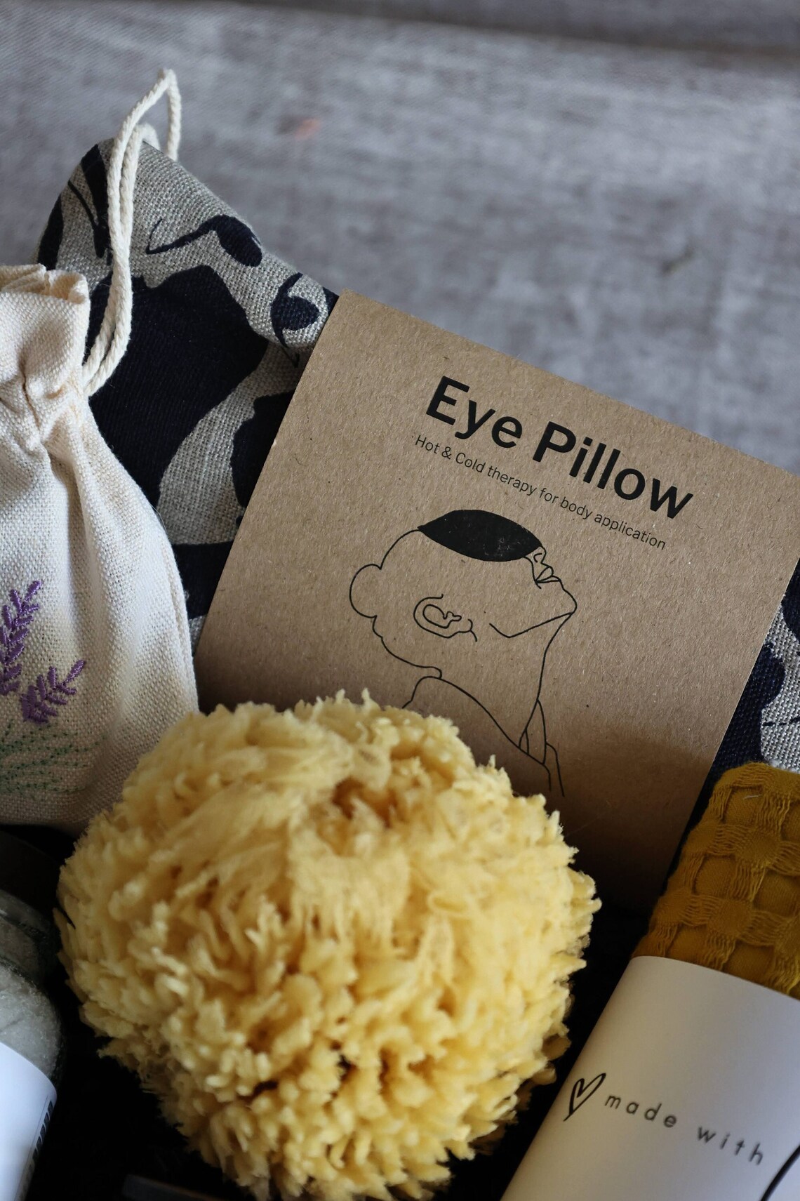 Luxurious Relaxation Gift Hamper Ultimate Spa Pamper Kit for Self-care ...