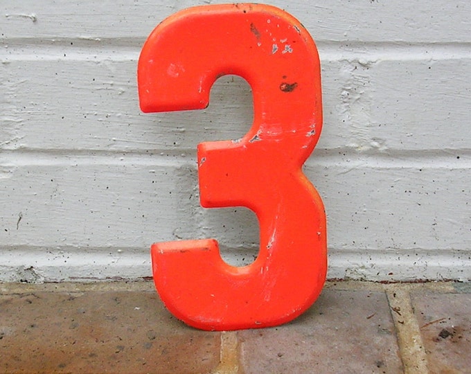 Vintage Metal Number 3 Vintage Marquee Metal Number 3 Chippy Painted ...
