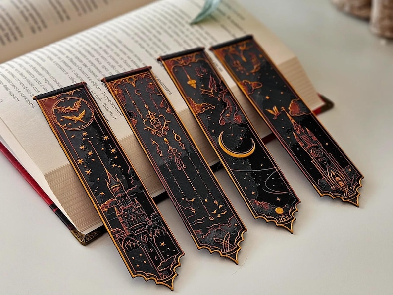 Hogwarts Bookmark Set - Etsy